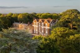 Who Lived at Boston Manor House in the 17th & 18th Centuries?